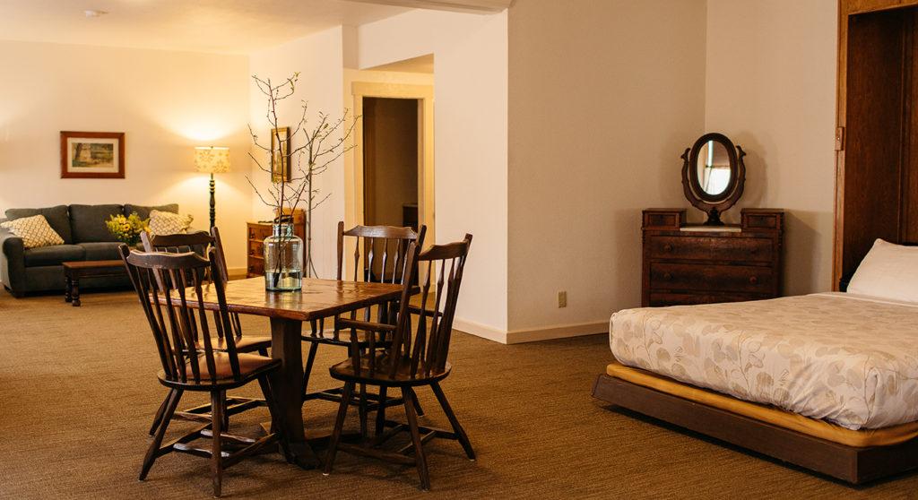 Brown County Hotel | Brown County Inn