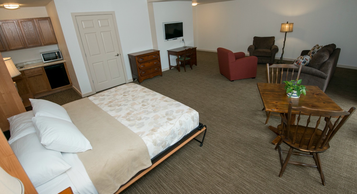 Brown County Hotel | Brown County Inn